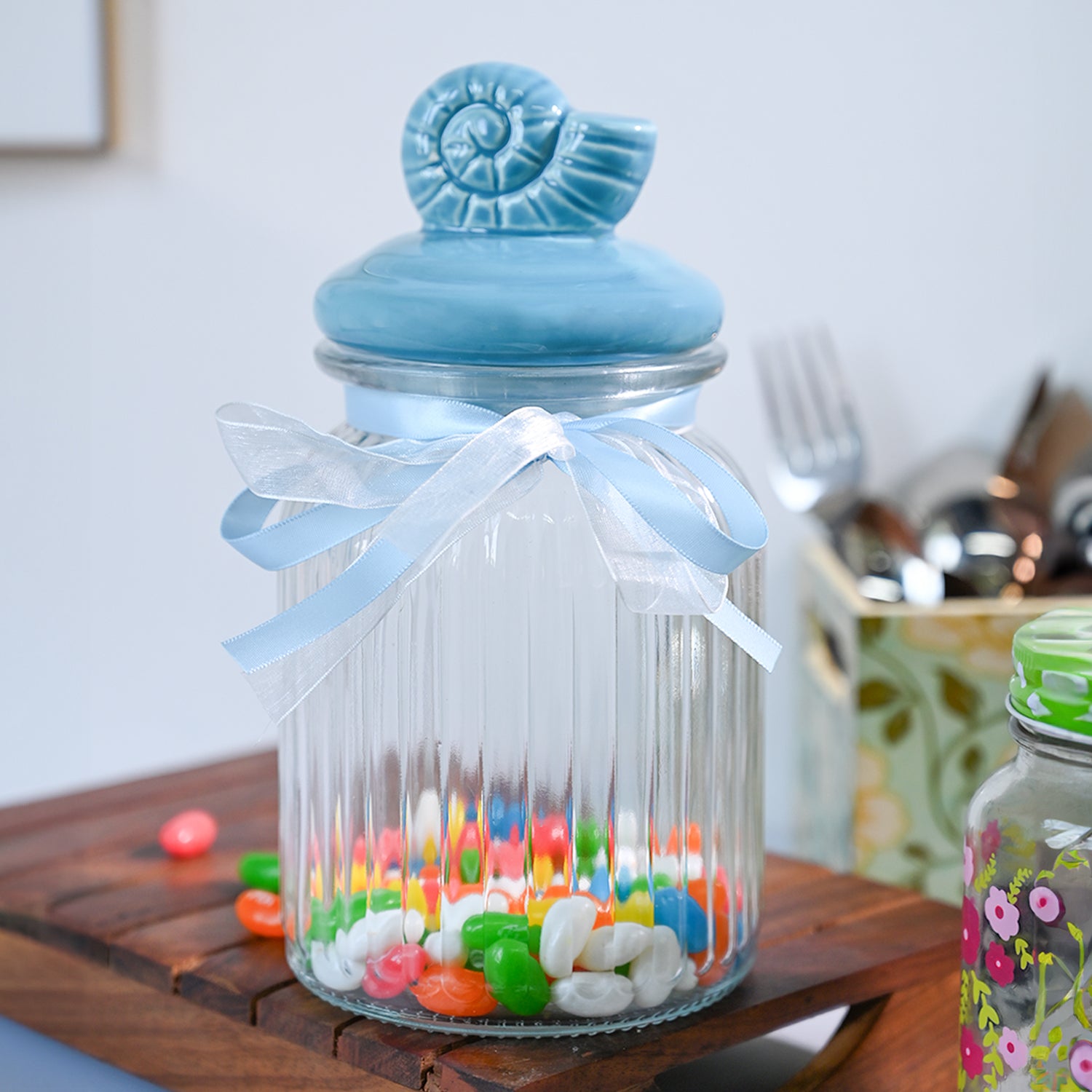 Durable 950ml Storage Jar with Snail Lid - Whimsical and Functional ...